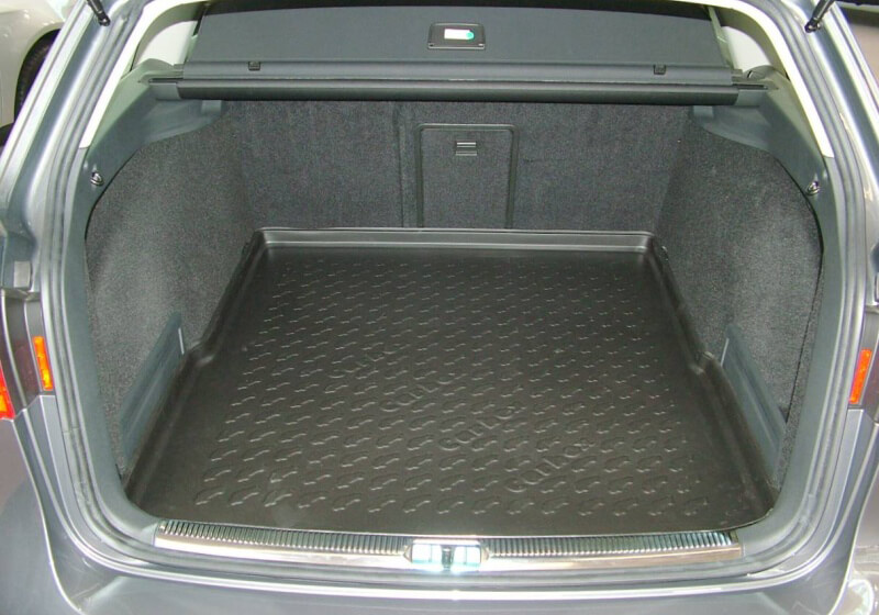 VW Passat est (05-11) :Carbox Form S boot liner, black, for VW Passat ...